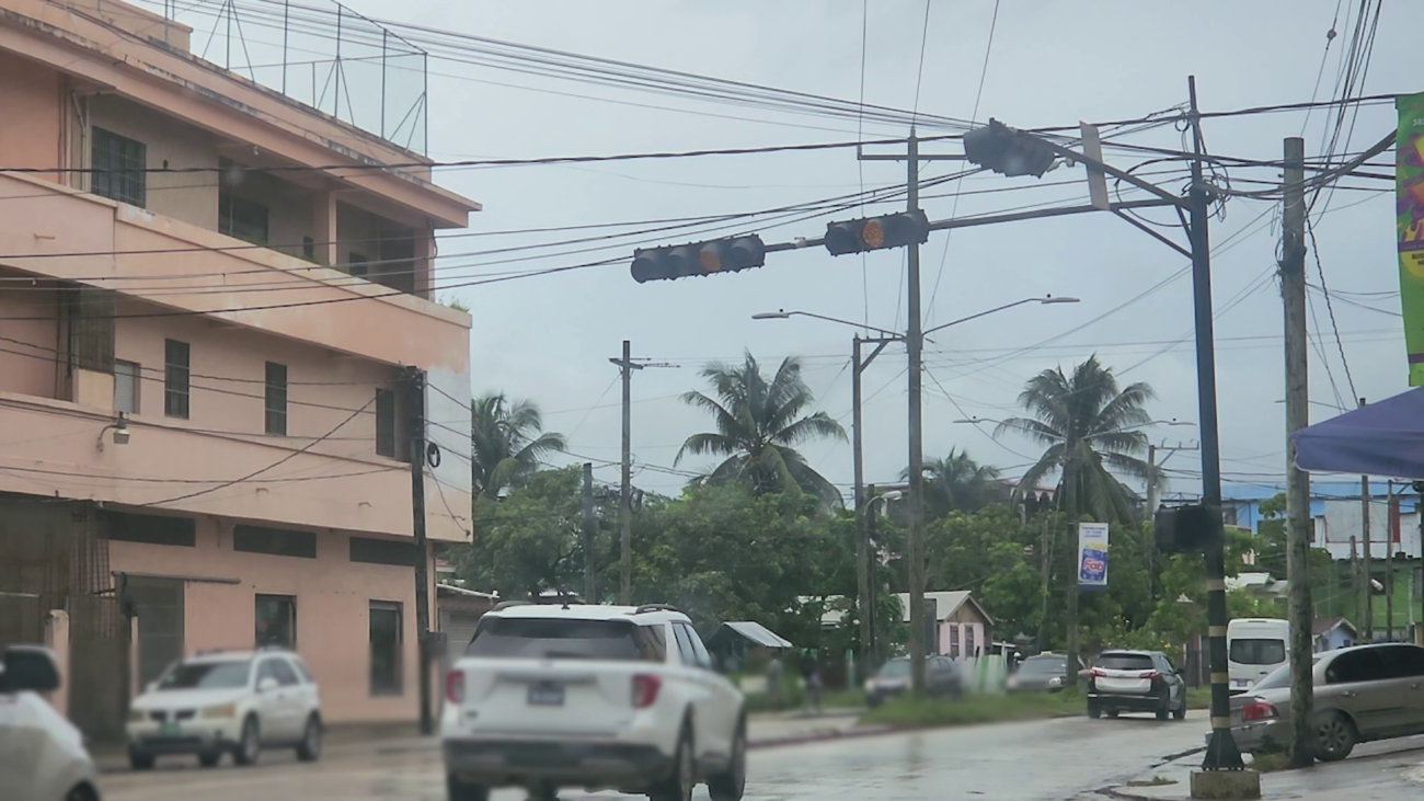 Belize City Motorists Bypass Traffic Lights, Costing City Revenue ...